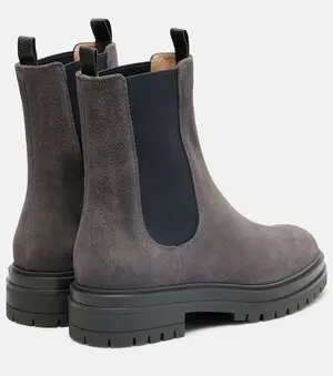 GIANVITO ROSSI Suede Chelsea Boots