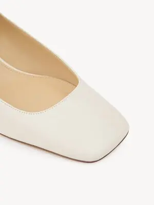 Chloé Charms Pumps