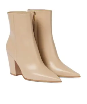 GIANVITO ROSSI Versatile Pointed-toe Comfortable Ankle Boots - Nude