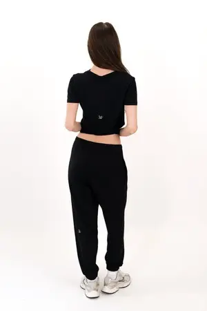 ON/OFF ESSENTIALS The Solace Sweatpant - Black