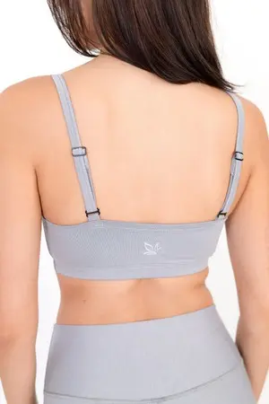 ON/OFF ESSENTIALS The Form Bra - Gray