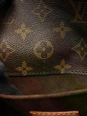 LOUIS VUITTON 2020 Monogram Pochette Metis Satchel