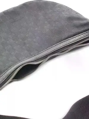 Gucci Gg Canvas Shoulder Bag - Black