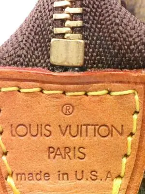 LOUIS VUITTON Monogram Pochette Accessoires Tote Bag - Brown