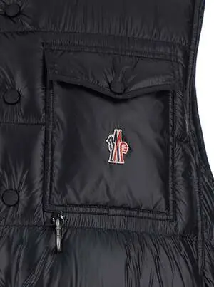 Moncler Sleeveless Down Jacket With High Collar And Logo Patch - Multicolor