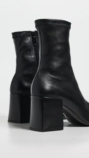 COURREGES Reedition Ac Raised Ankle Boots