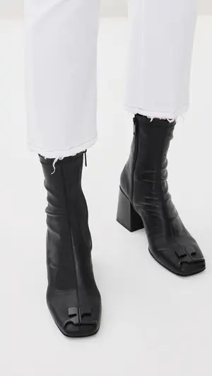 COURREGES Re-edition Ac Raised Ankle Boots - Black