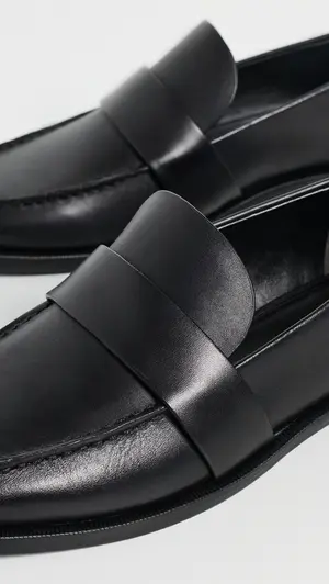 FAVORITE DAUGHTER Lola Loafers