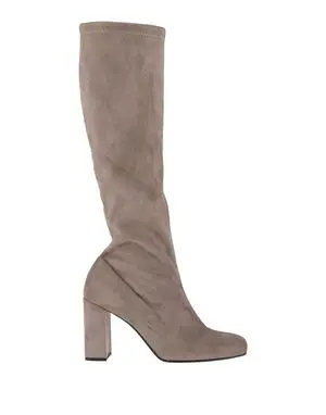 NILA & NILA Boot Size Textile Fibers
