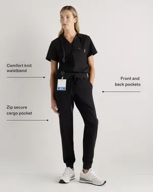 Quince Aeraflex Scrub Joggers - Bold Black