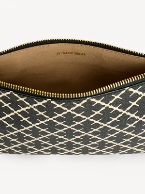 BY MALENE BIRGER Ivy Clutch With Signature Flower Print - Black