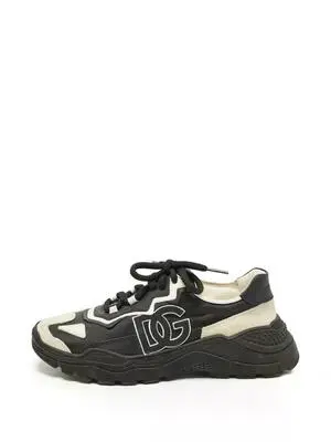 Dolce & Gabbana Daymaster Lace-up Sneakers - Black