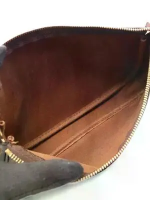 LOUIS VUITTON 2001 Pochette Accessoires Shoulder Bag