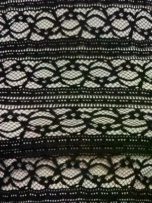 Alice + Olivia 2024 Lace Twist Top - Black