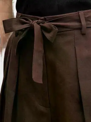 VICOLO Pleated Belted Shorts
