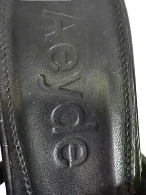 AeydĒ Giselle Leather Square Toe Thong Strap Sandals