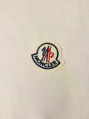 Moncler Logo-patch T-shirt