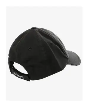Vetements Global Mf Embroidered Text Sticker Cap