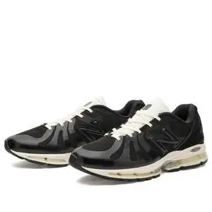 NEW BALANCE X Jjjjound 1890 Sneaker