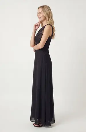 MODENAIRE Sheer Lace Sleeveless Maxi Dress