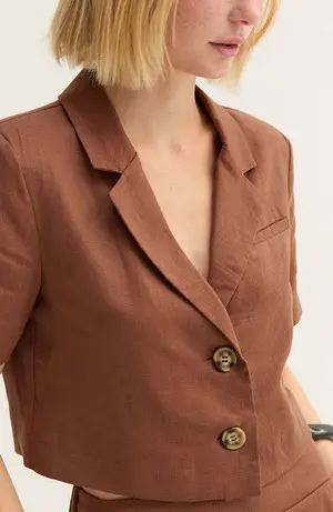 CRESCENT Cropped Linen Blend Blazer