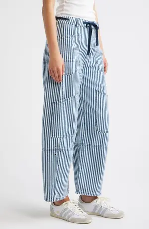 TRACTR Cropped Cargo Pants With Drawstring Waist