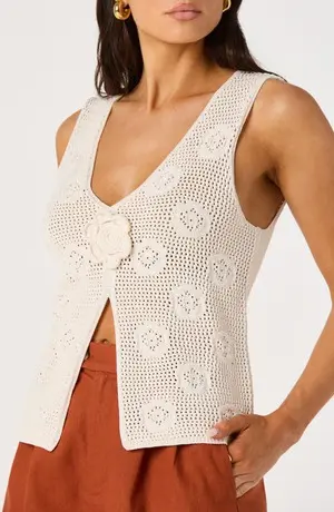 Astr The Label Maverick Crochet Tank