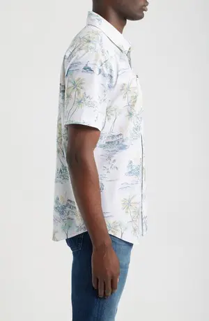 DARK SEAS Eldora Tropical Print Short Sleeve Performance Button-up Shirt