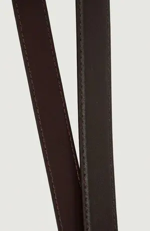 MODENAIRE Engraved Buckle Leather Belt - Brown