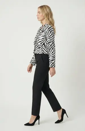 MODENAIRE Cropped Leopard Print Sequin Blazer - White