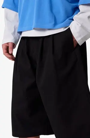 Mnml Baggy Fit Pleated Cotton Twill Shorts
