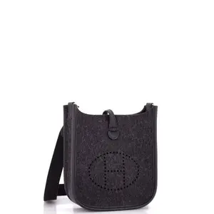 Hermès Evelyne Bag Gen Iii Felt Tpm - Black