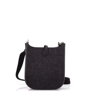 Hermès Evelyne Bag Gen Iii Felt Tpm - Black