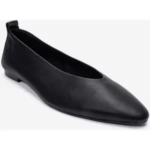 FOREVER & ALWAYS SHOES Jenas Leather Ballet Flat - Black