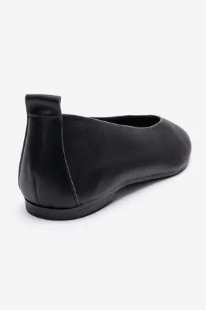 FOREVER & ALWAYS SHOES Jenas Leather Ballet Flat - Black