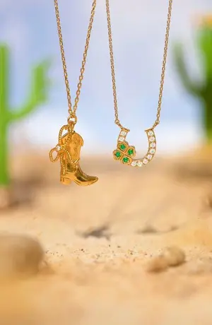 GIRLS CREW Lucky Charm Horseshoe Pendant Necklace