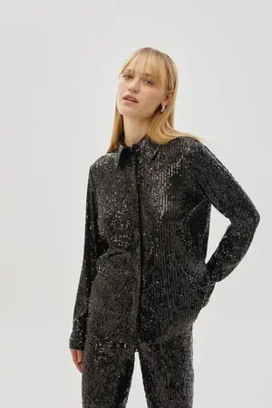 EXQUISE Britney Sequin Detailed Shirt
