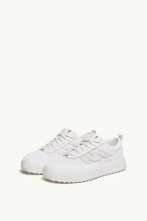 Moncler Altive Low-top Sneakers With Round Toe And Lace-up Fastening - White