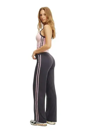 Cotton:on Active Ultra Soft Low Rise Straight Leg Pant - Graphite Cherry Dream