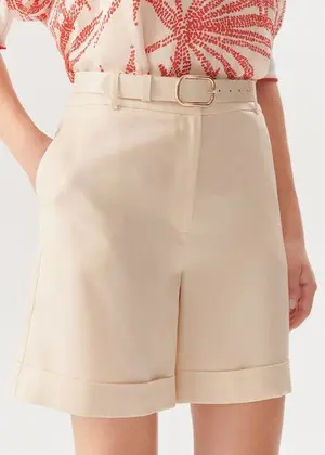 EXQUISE Journey Timeless Shorts - Ecru