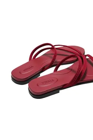 Vivaia Round-toe Flip-flops - Ruby Red