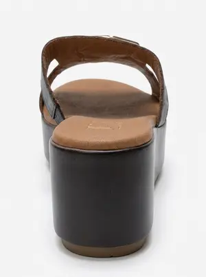 FOREVER & ALWAYS SHOES Hiola Leather Platform Sandal - Brown
