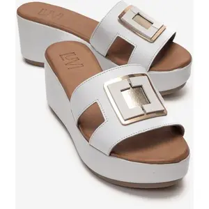 FOREVER & ALWAYS SHOES Hiola Leather Platform Sandal - White