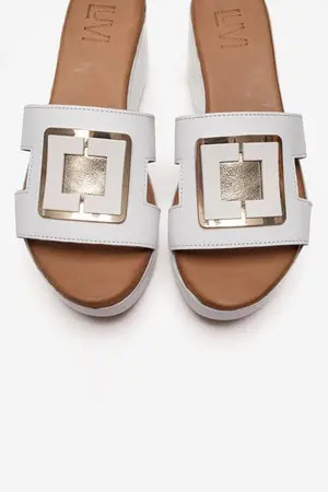 FOREVER & ALWAYS SHOES Hiola Leather Platform Sandal
