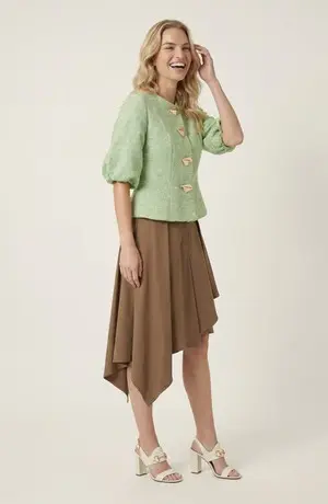 MODENAIRE Elegant Puff Sleeve Top With Metallic Button Accents