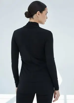 EXQUISE Paola Drape Neck Blouse