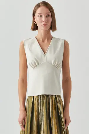 EXQUISE Baylor Sleeveless Knit Blouse - Ecru