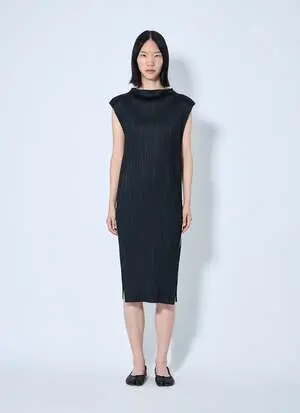 Issey Miyake Sleeveless Pleated Tunic Dress - Black