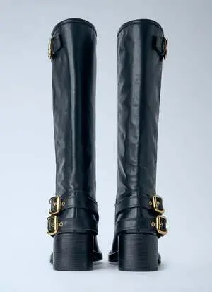 Chloé Dakota Knee-high Leather Boots With Buckle Detailing