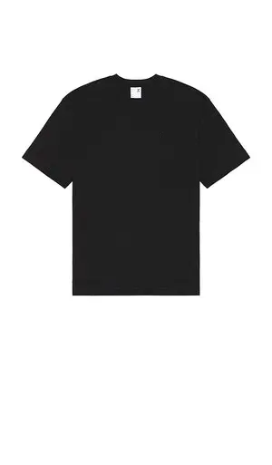 On Club Collective-t In . Also - Black